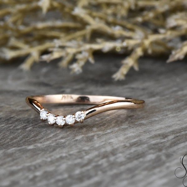 Contour Wedding Band - Etsy