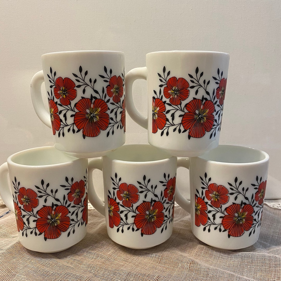 Milk Glass Coffee Mugs/ Poppy Motif/red Kitchen/gift for Home/ - Etsy