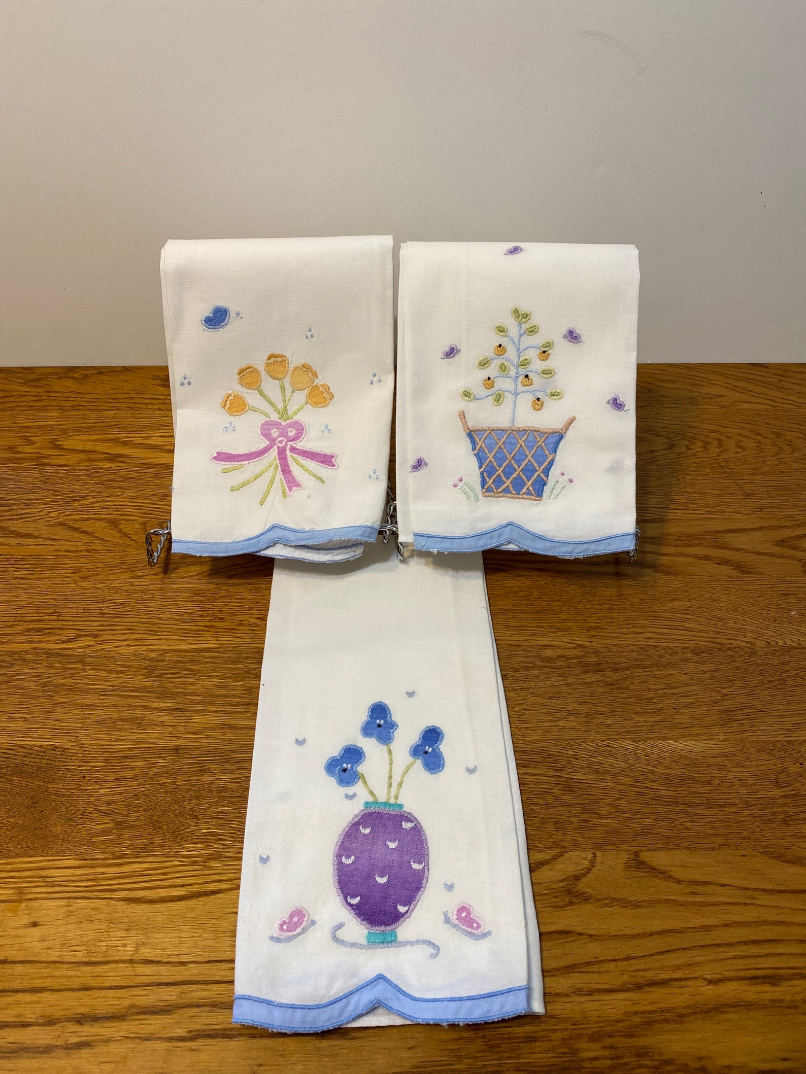 Vintage Embroidered Cotton Tea Towels/ Set of 3/ Gift for Home - Etsy