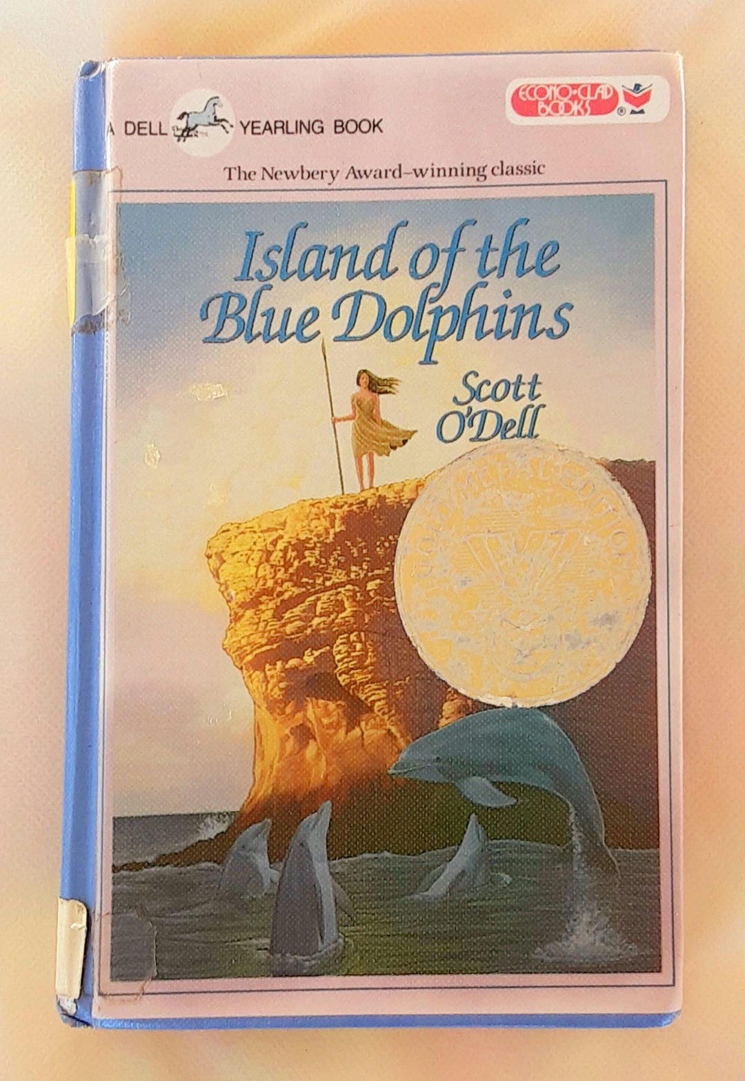 1960 Vintage Book - Island of the Blue Dolphins by Scott O'dell - Etsy