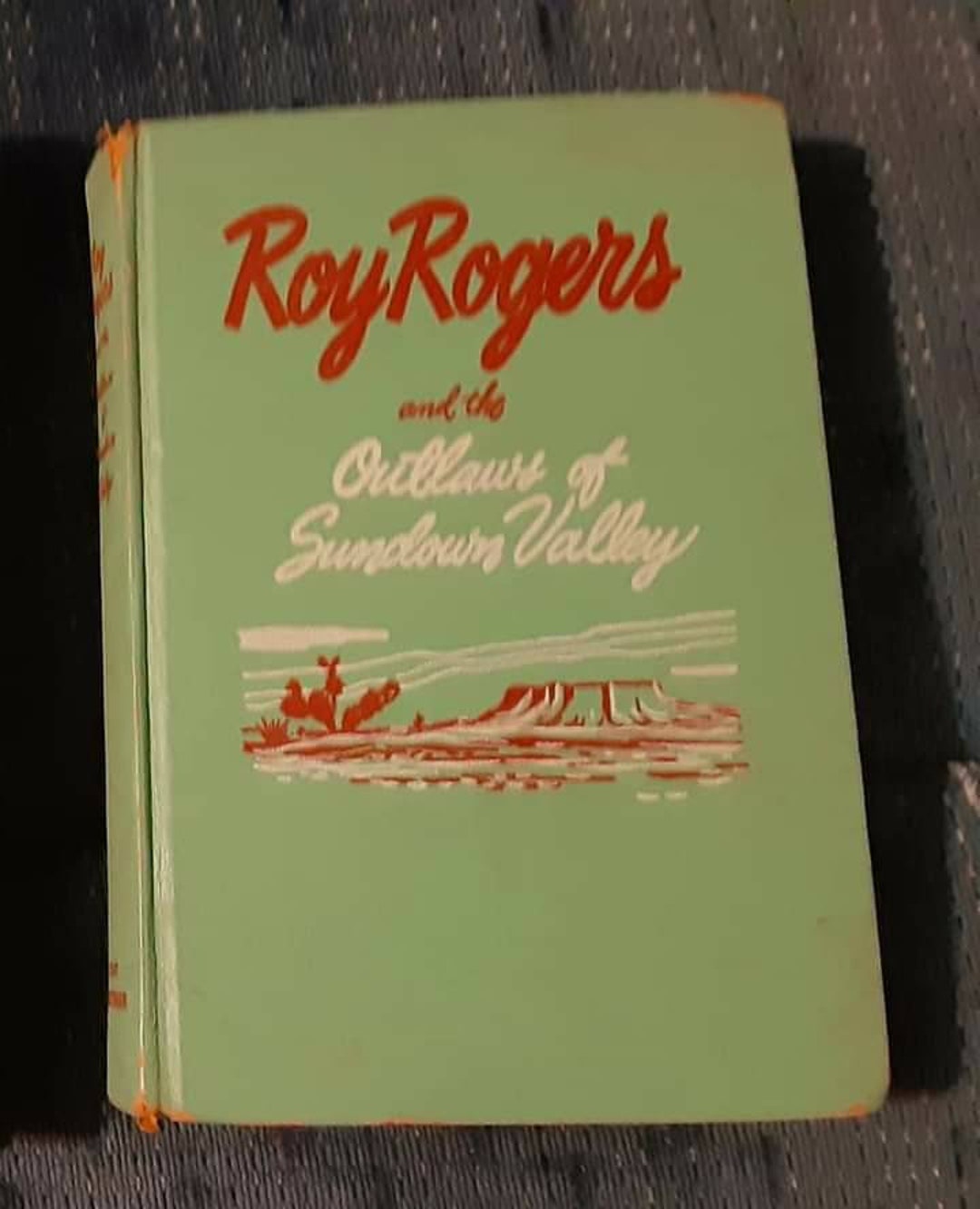 1950 Vintage Book - Roy Roger's and the Outlaws of Sundown Valley - Etsy