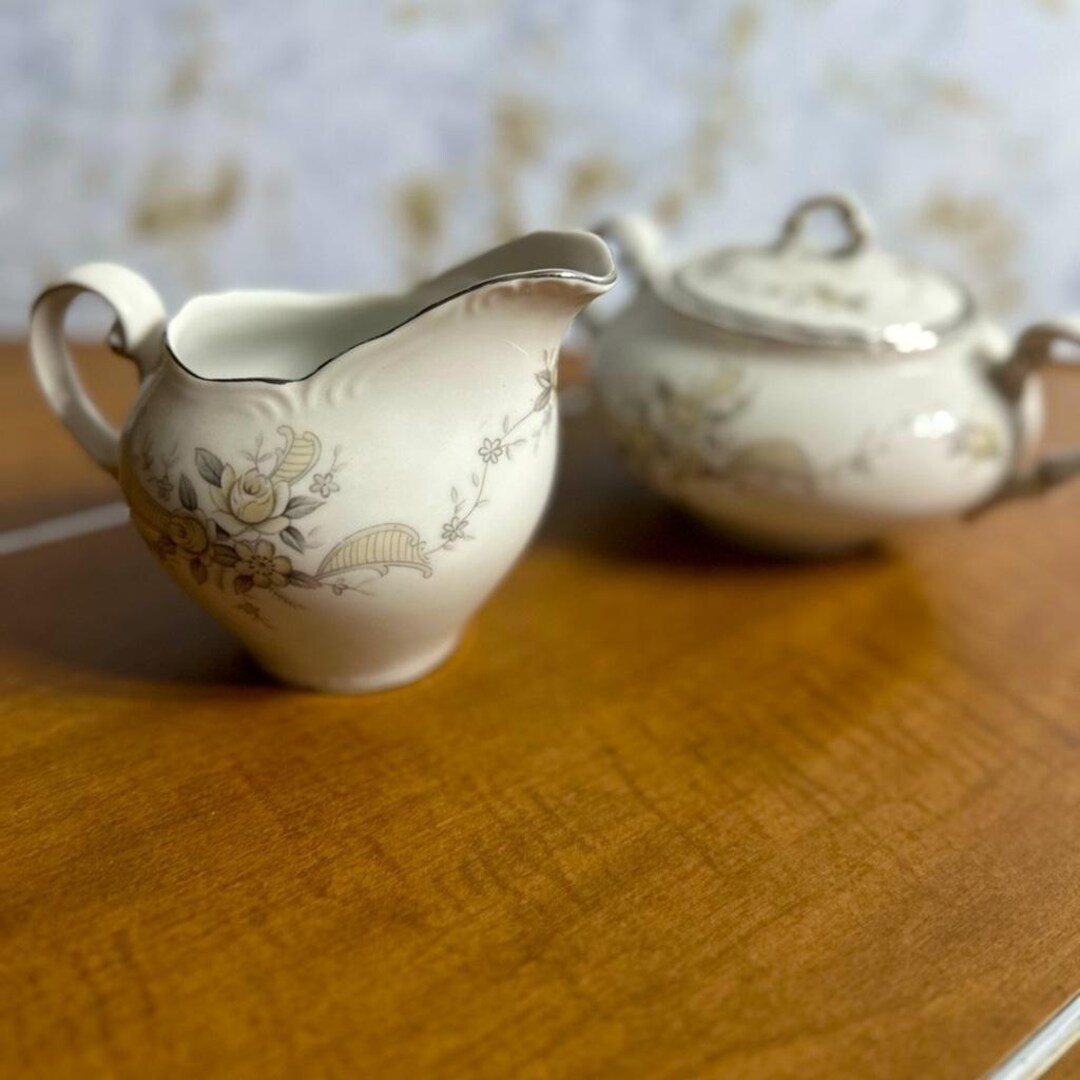 Vintage Queen Anne Cream and Sugar Set - Etsy