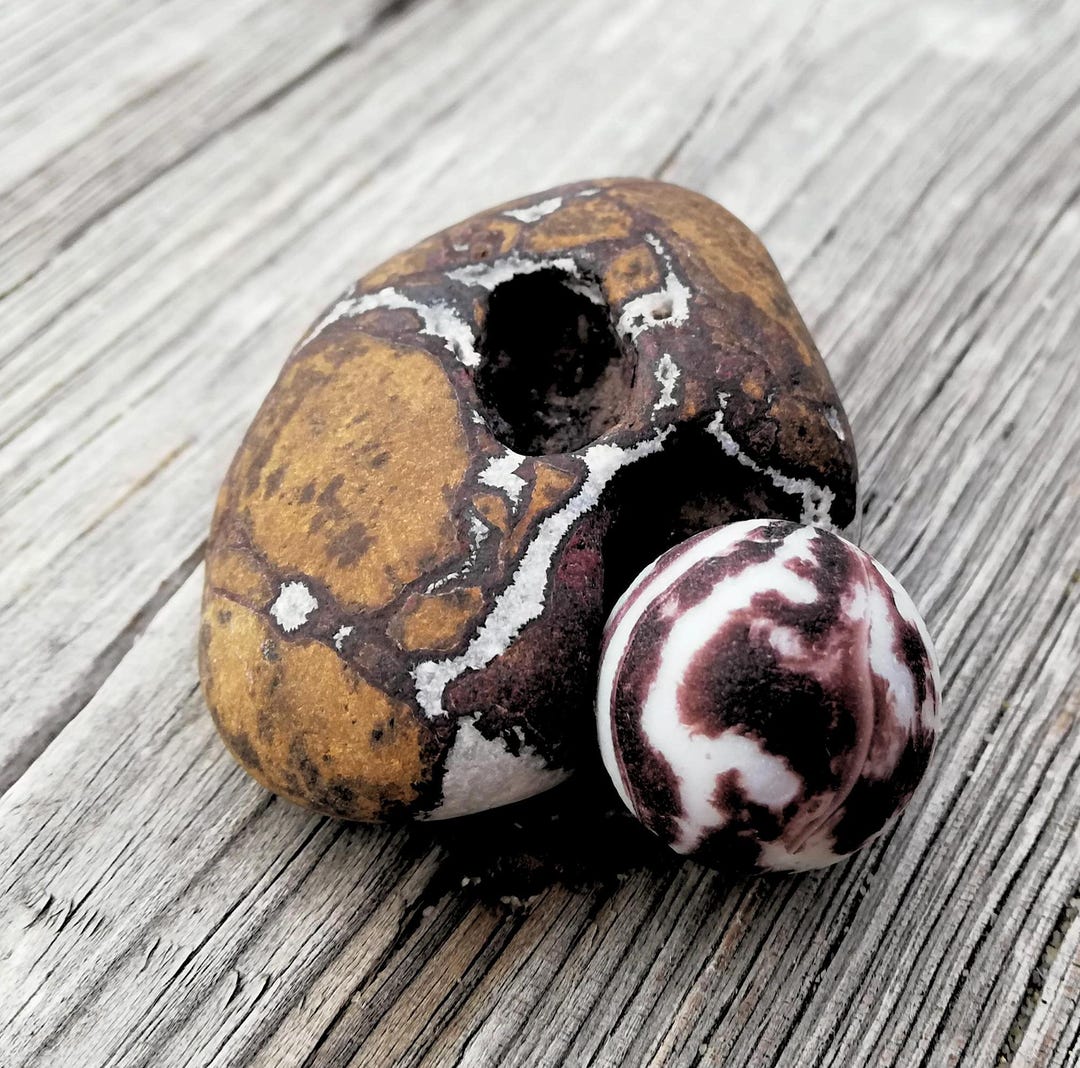 Set Sea Marble Rare Color and Hag Stone With Holes of an Interesting ...