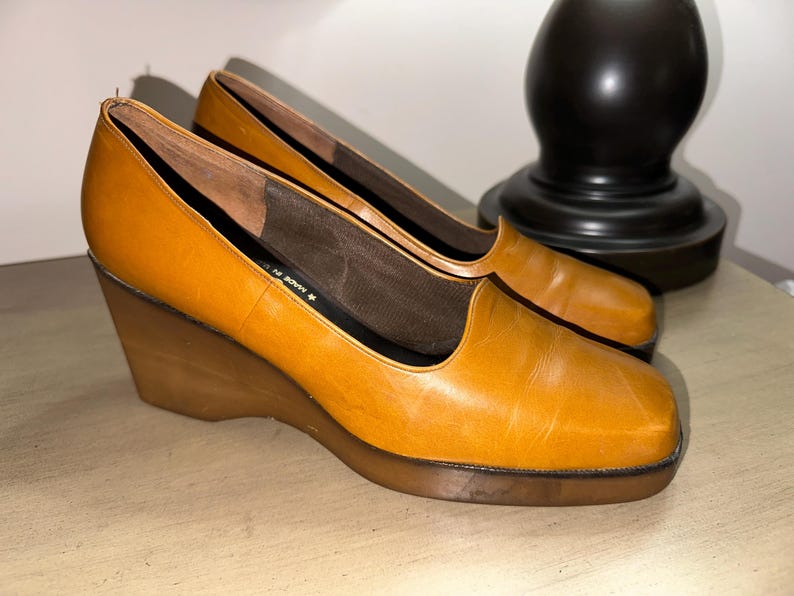 Vintage 70's RISQUE Tan Leather Wedges Dress Shoes Women's 7 M USA - Etsy