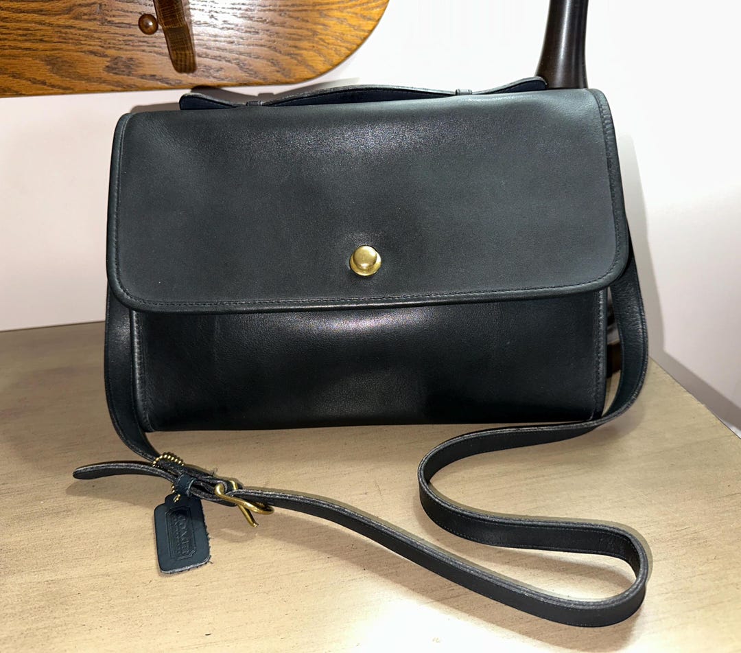 Vintage COACH Avenue Navy Leather Spring Lock Flap Shoulder Bag Purse ...