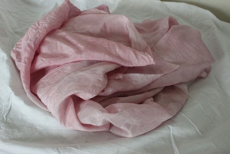 Hand Torn Silk Ribbon Dyed With Cochineal 2 X 72 - Etsy Denmark