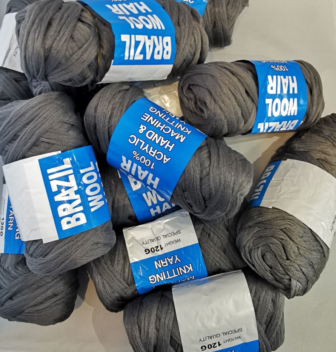 Pour éclaircir : 1 cheveux en Laine Brésilienne gris très foncé, Faux ...
