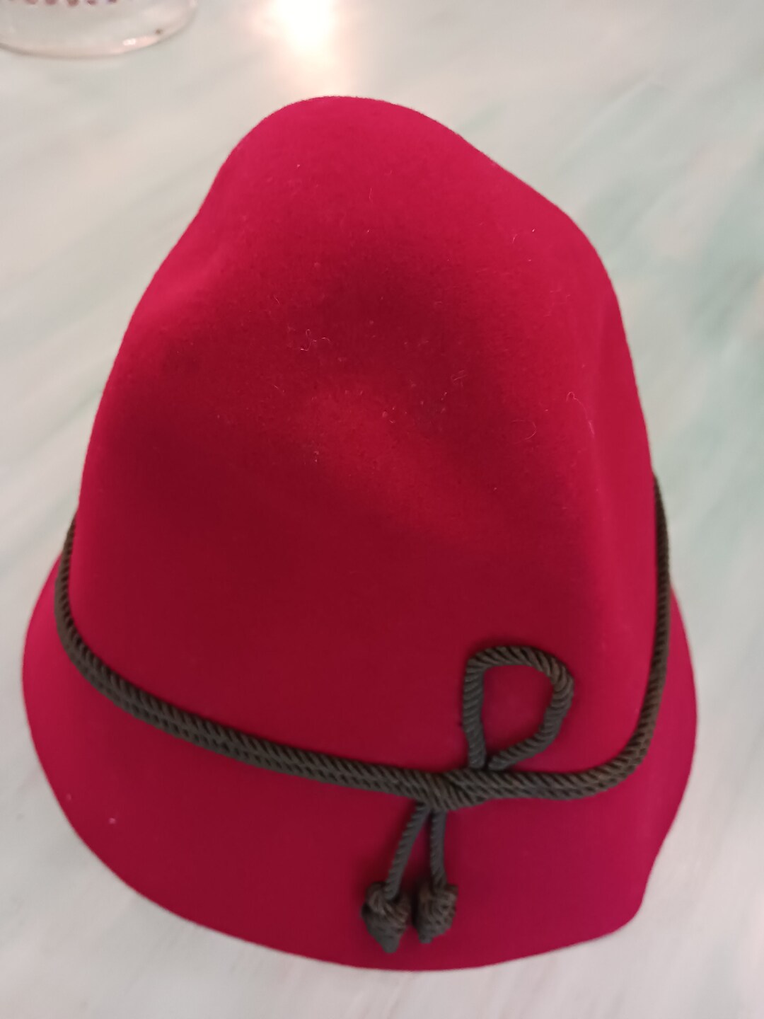 RED FELT HAT Vintage 1950's Bucket Hat,red Hat W/ Green Cording Trim ...