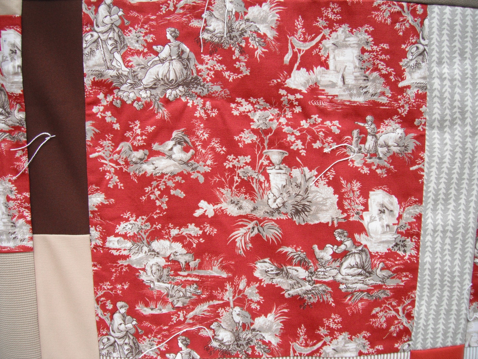 Toile Quilt/unique Bedding/patchwork Blanket/heavy Comforter/rustic ...