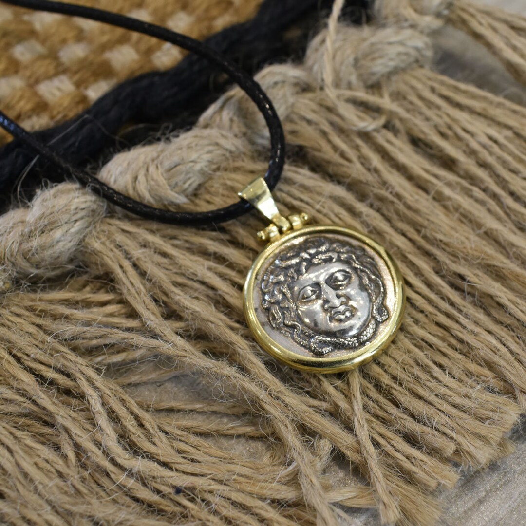 Medusa Pendant, Mythology Pendant , Mythical Creature , Medusa Silver ...
