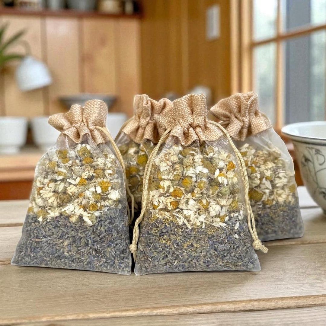 Lavender and Chamomile Sachet - Herbal Aromatherapy Stress Relief - Etsy