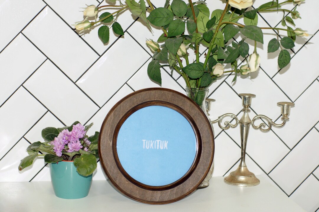 Wooden Frame for Picture, Brown Photo Frame for Decor, Round Picture ...