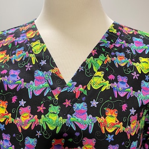Neon Frogs Hanging Out - Custom Made Unisex Men Women Scrub Tops ...