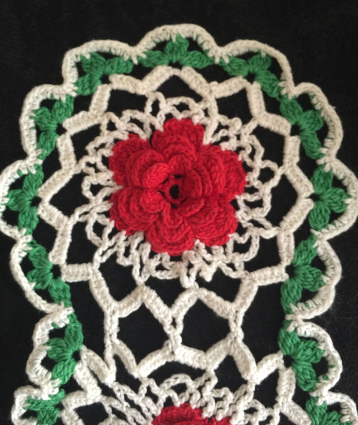 Vintage Red Irish Roses Hand Crocheted Doily 3 Dimensional Green Cream ...