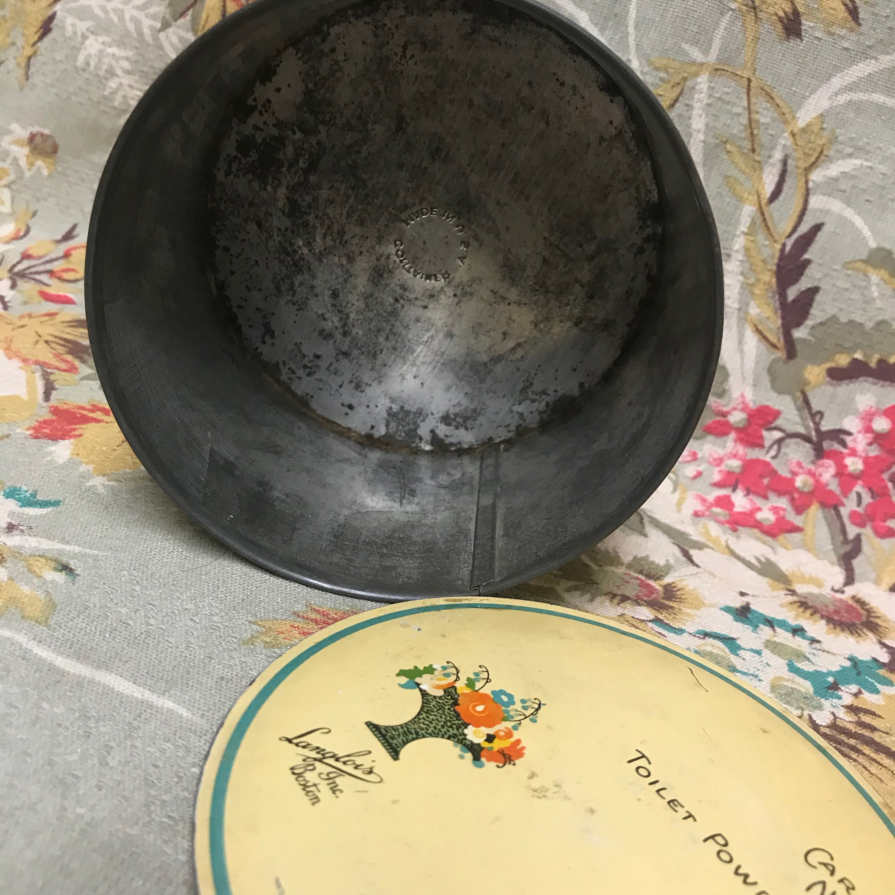 Art Deco Powder Tin - Cara Nome Toilet Powder Tin - 1940's Boudoir Room ...