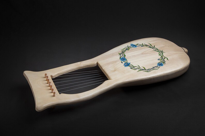 Kravik Lyre flowers Style | Etsy