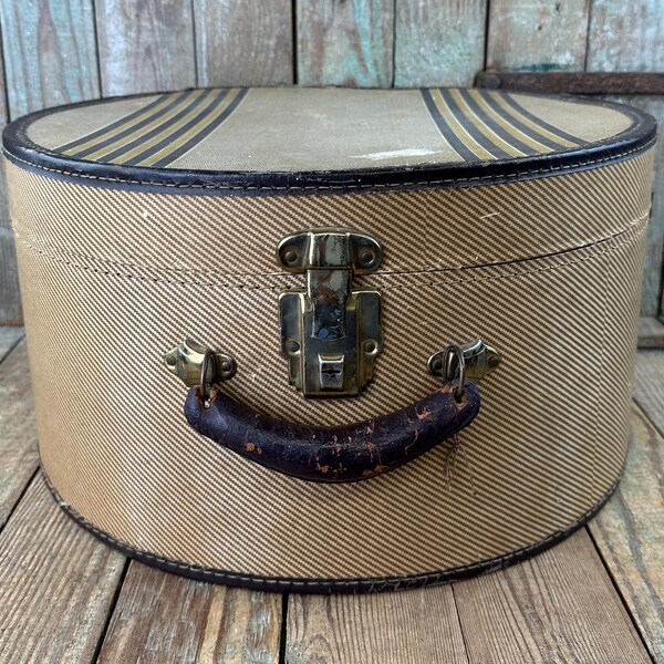 Vintage Hat Box - Etsy