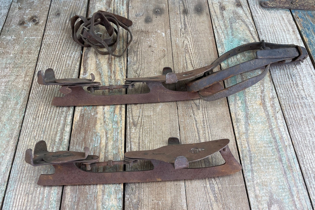 Antique Metal Ice Skates Winter Decor Vintage Decor - Etsy