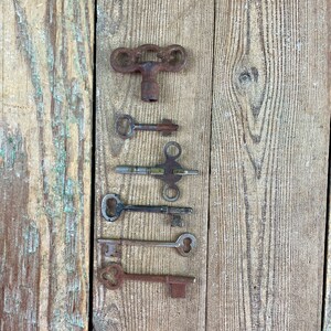 Various Old Keys Vintage Keys Skeleton Keys Clock Key Skate Key 6 ...