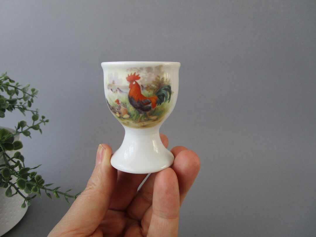 Vintage Egg Cup Rooster Chicken Hen Pattern White Retro Collectible Egg ...