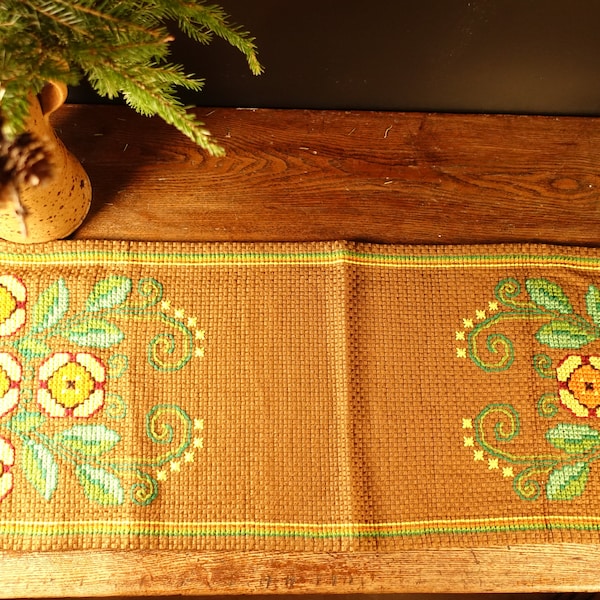 Swedish Table Runner - Etsy