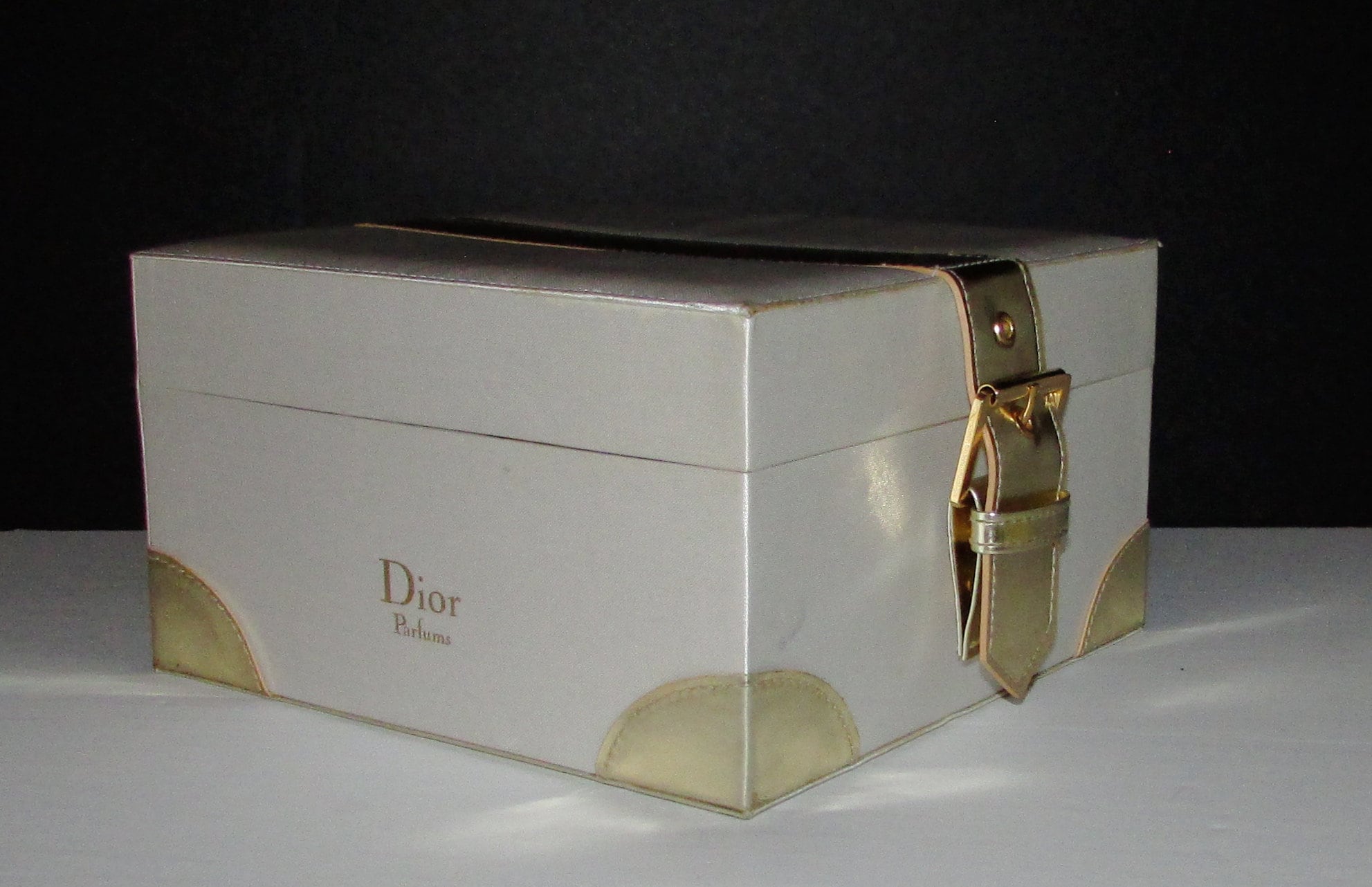 Nice White Color Christian Dior Parfums Cosmetic Make up Storing Box ...