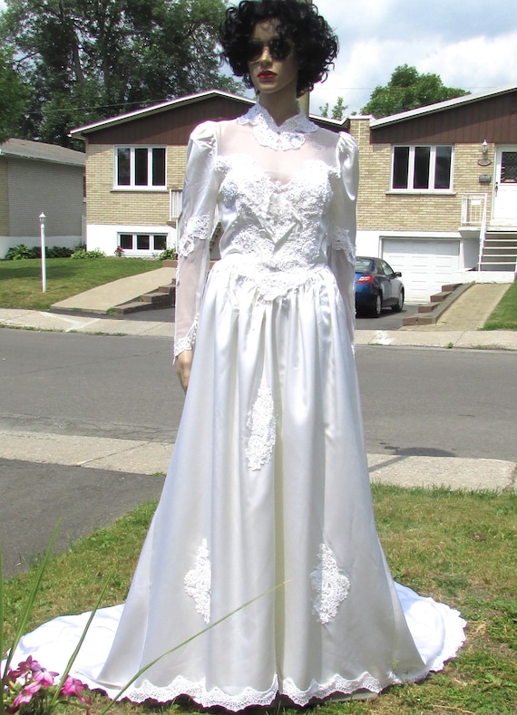 vintage GORDON DRESS TORONTO superb retro white weddi… - Gem