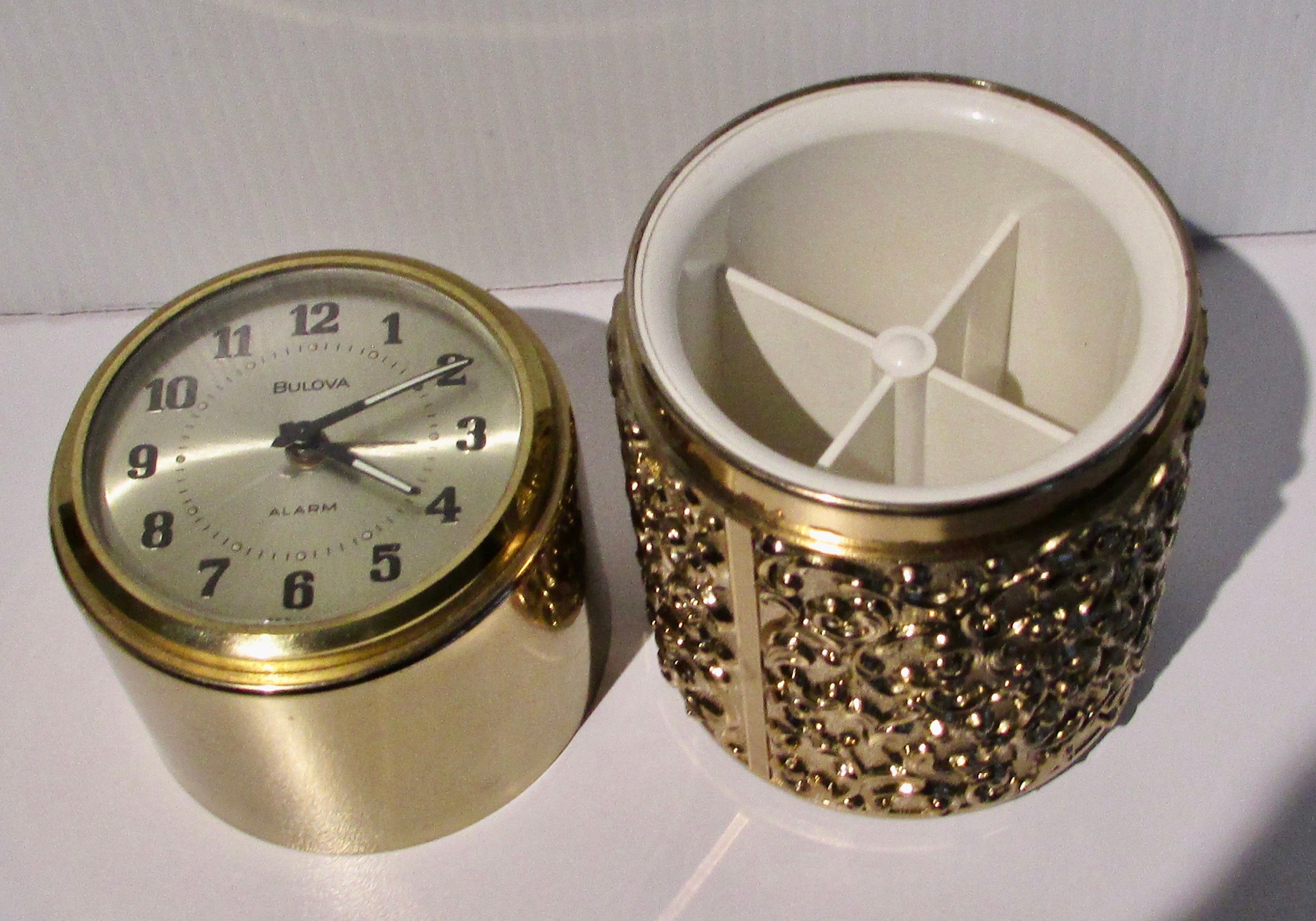 Rare Vintage Collectable Functional Mechanical BULOVA Table Clock/jolie ...