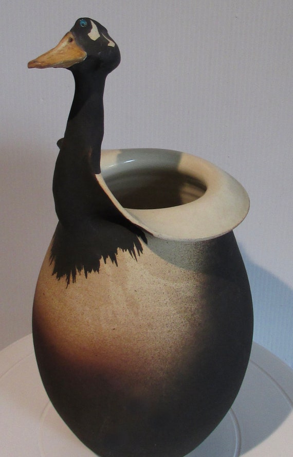 Vtg beautiful duck vase pottery planter signed by DIA… - Gem