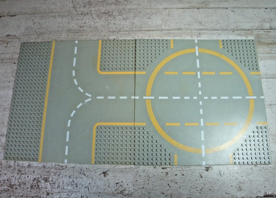 Lot LEGO 32x32 Road Baseplate Landing Pad 6099p03 T Intersection 608p03 ...