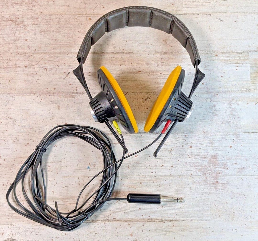 Sennheiser HD 424 Vintage Headphones 70s 80s Black Yellow Foam Stereo 1 ...