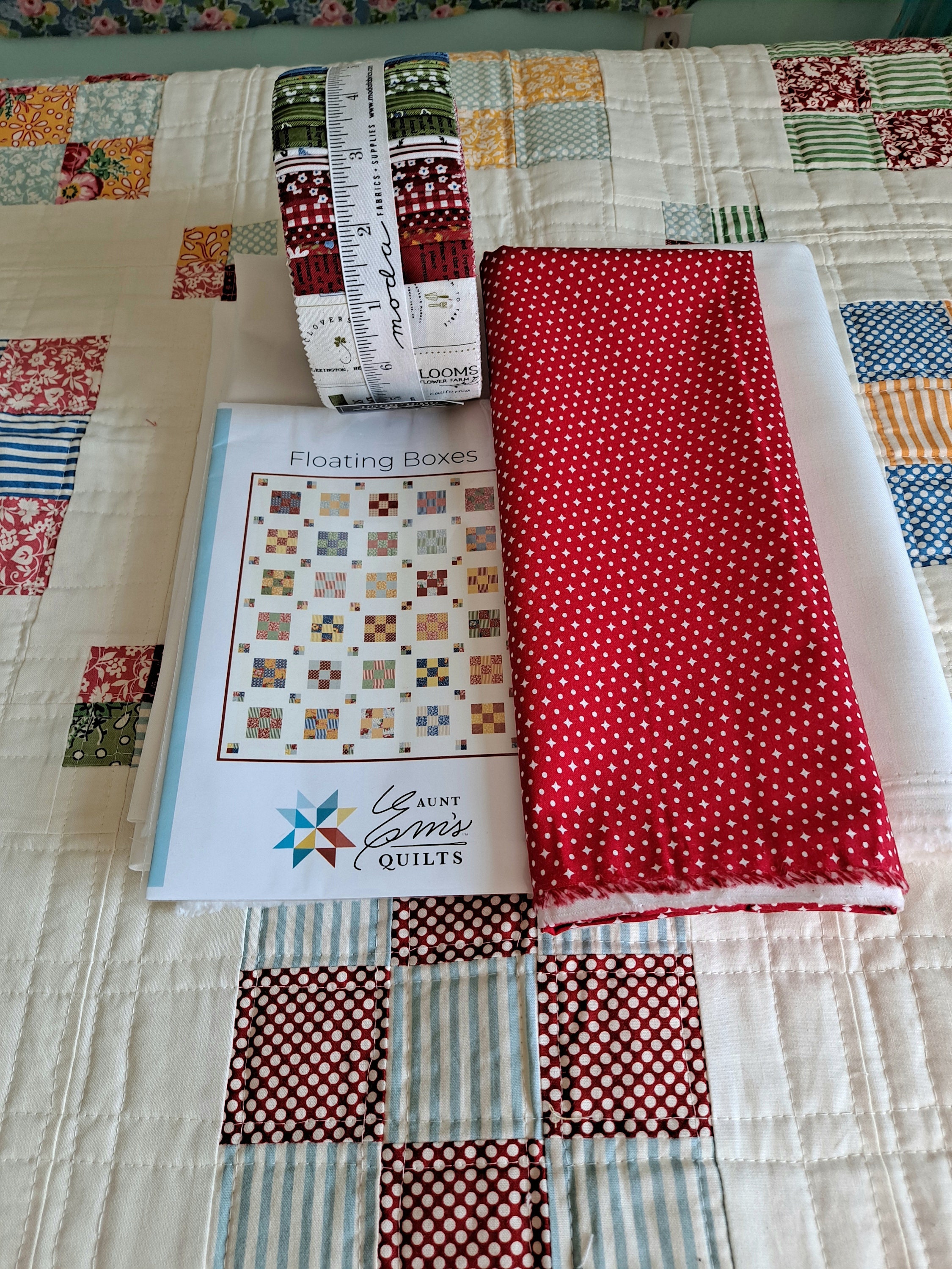 Floating Boxes Quilt Pattern and Kit - Etsy Canada