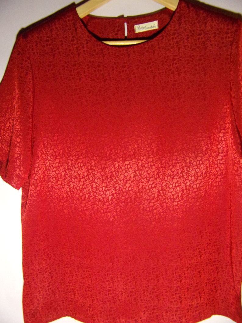Vintage Womens Blouse/ Red Blouse/ Shiny Blouse/shoulder Pads/ Short ...