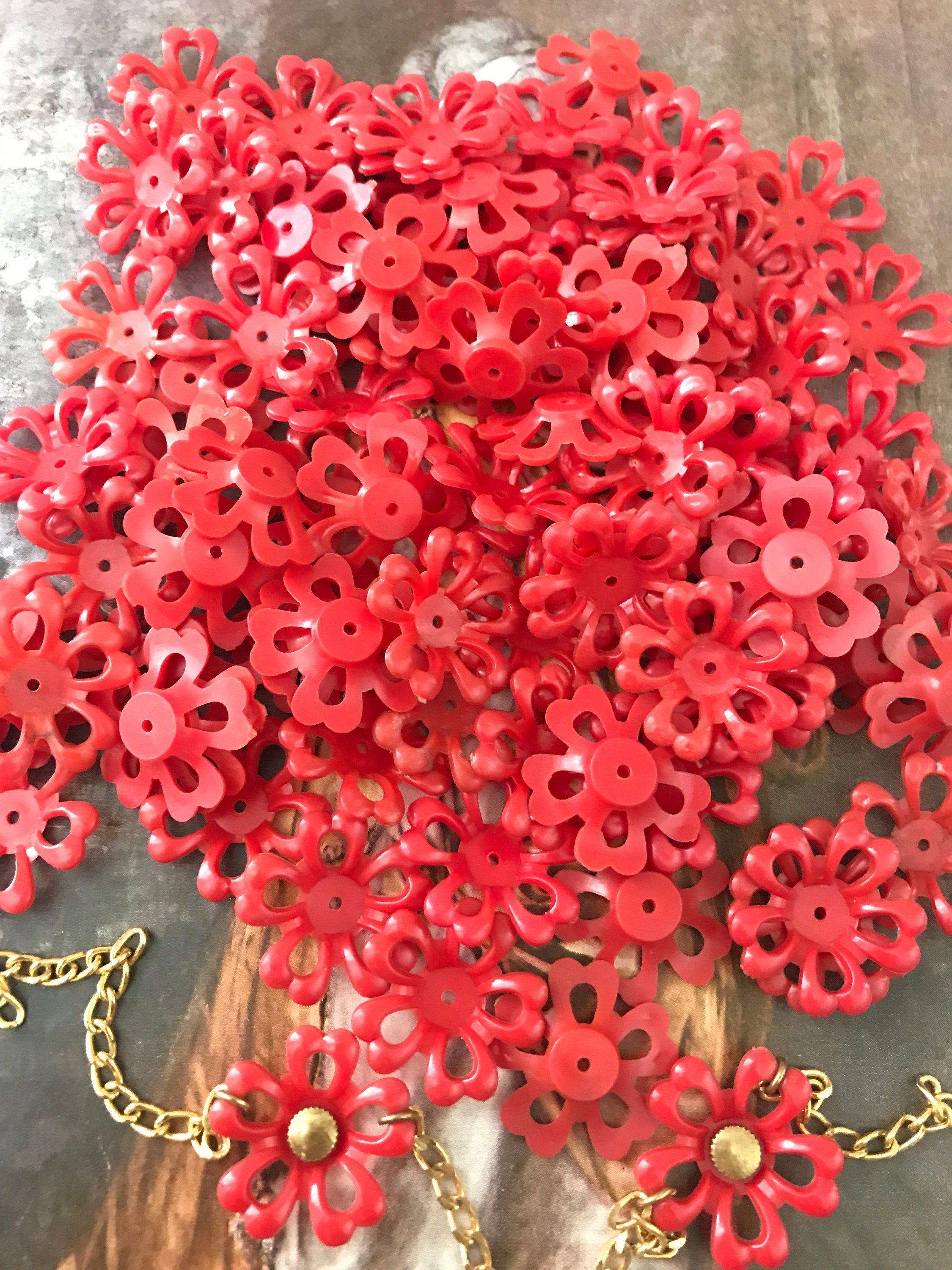 Vintage Japanese Red Plastic Flower Findings 100pcs // Made in - Etsy ...