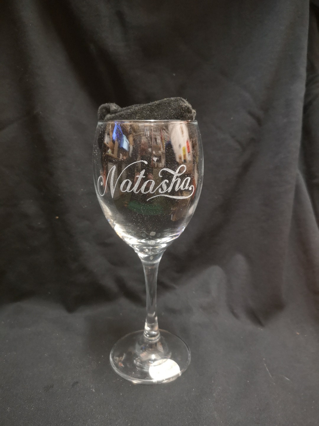 Natasha Hand Engraved Wine Glass - Etsy