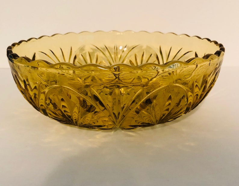 Anchor Hocking Honey Gold Medallion Serving Bowl Etsy