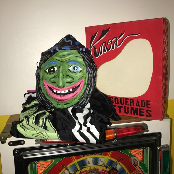 Handler Costume - Etsy