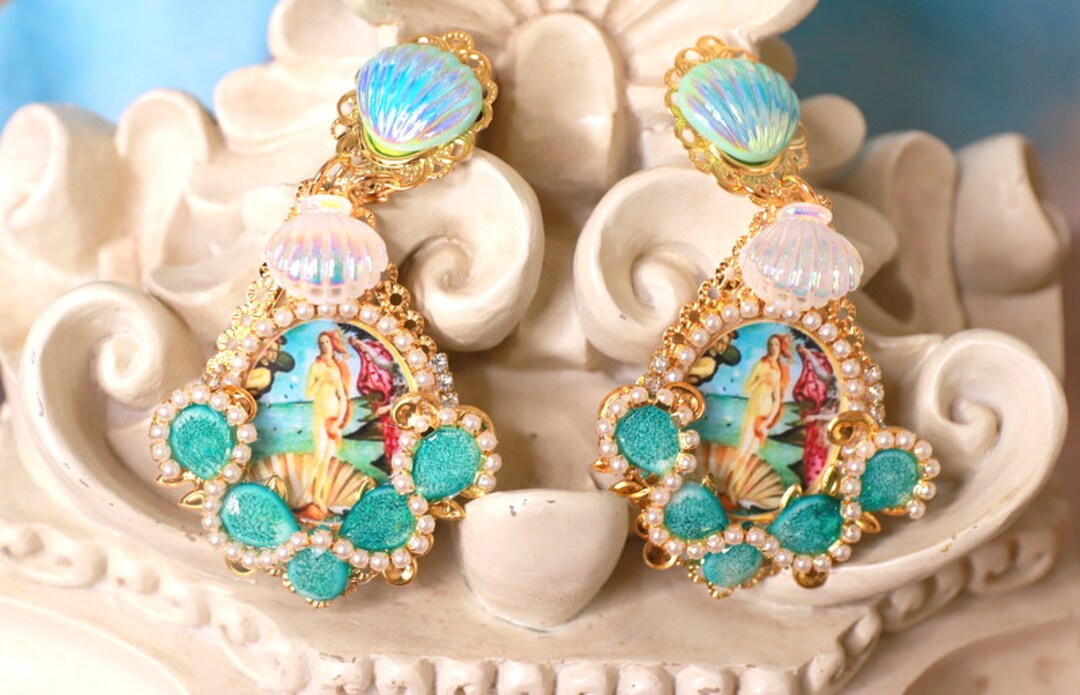 Birth of Venus Cameo Hand Painted Shell Crystal Studs Earrings - Etsy