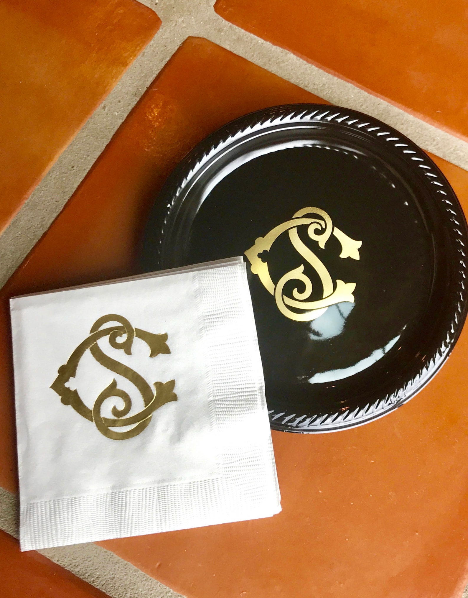 Interlocking Monogram Personalized Plates Cake Dessert - Etsy