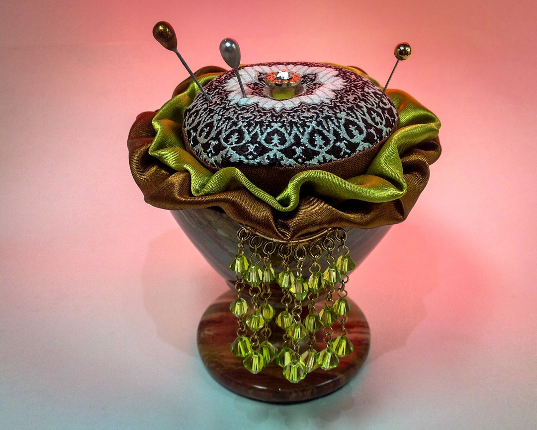 Pinkeep Beautiful Onyx Stone Goblet Brocade 'n Satin Flowing Crystals ...