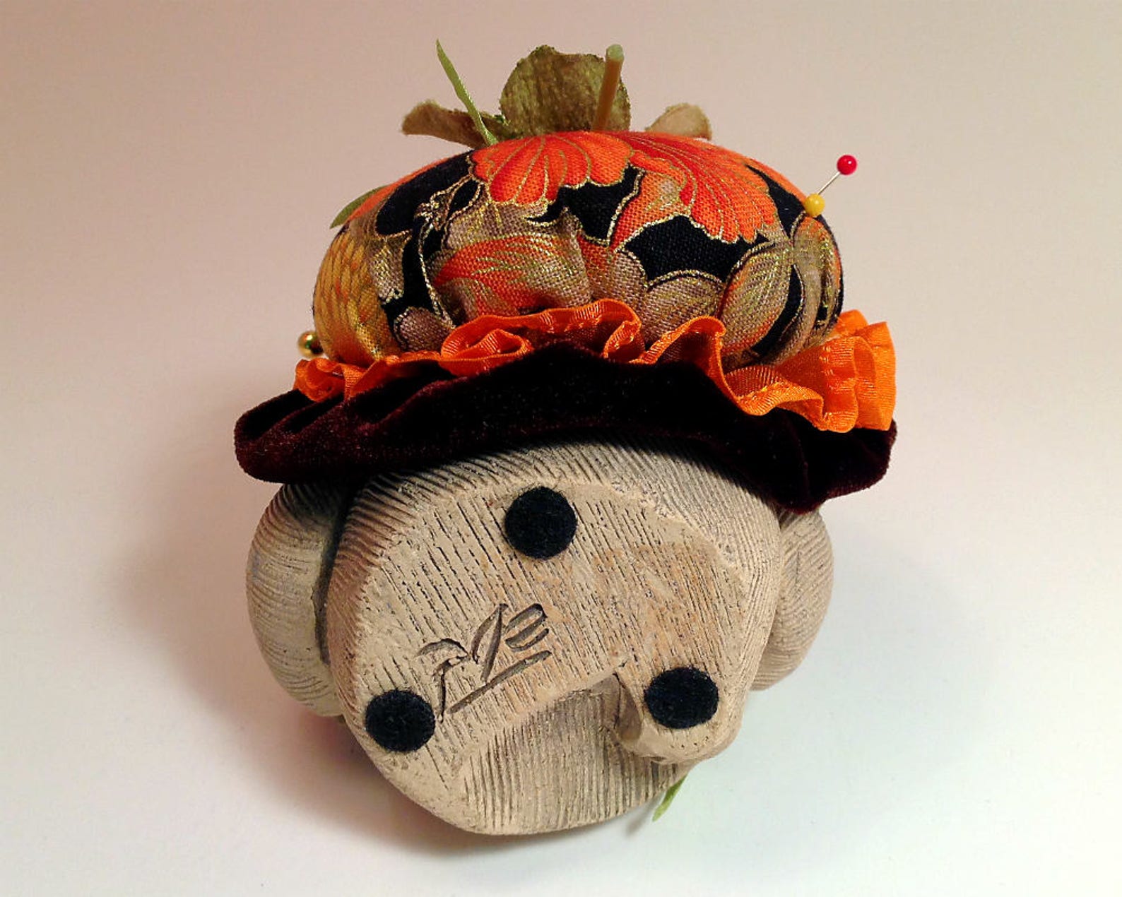Pincushion. Koala Bear W/ Baby Koala by Rinconada Australian 3" W by 3. ...