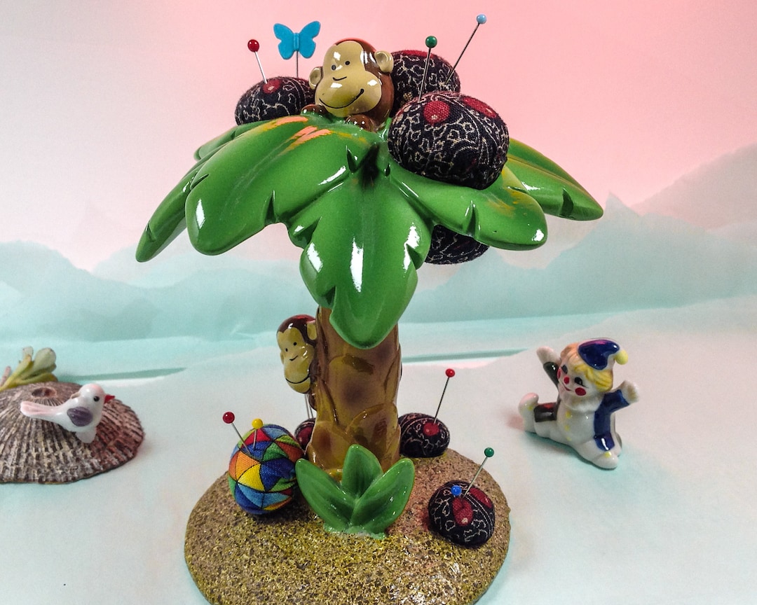 Pincushion. Monkeys Coconuts, Palm Tree, Beach Ball, 7 Pin Keeps ...