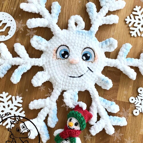 Crochet Pattern Snowflake With Snowman - Etsy