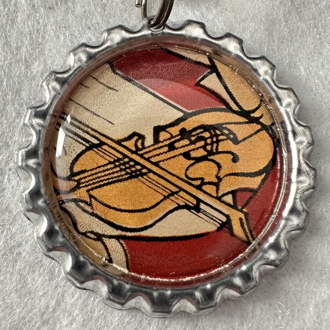 Violin/violinist Silver Metal Bottle Cap Keychain With a Treble Clef ...