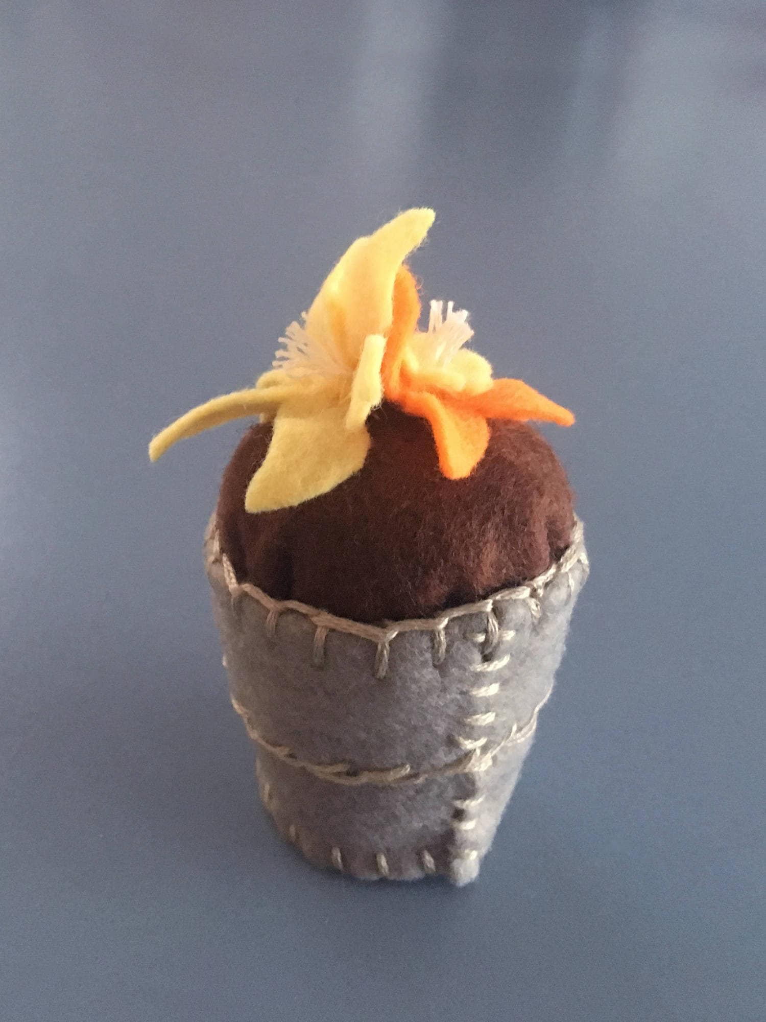 Flower Pot Pin Cushion - Keep Your Sewing Pins in One Place or Use as a ...