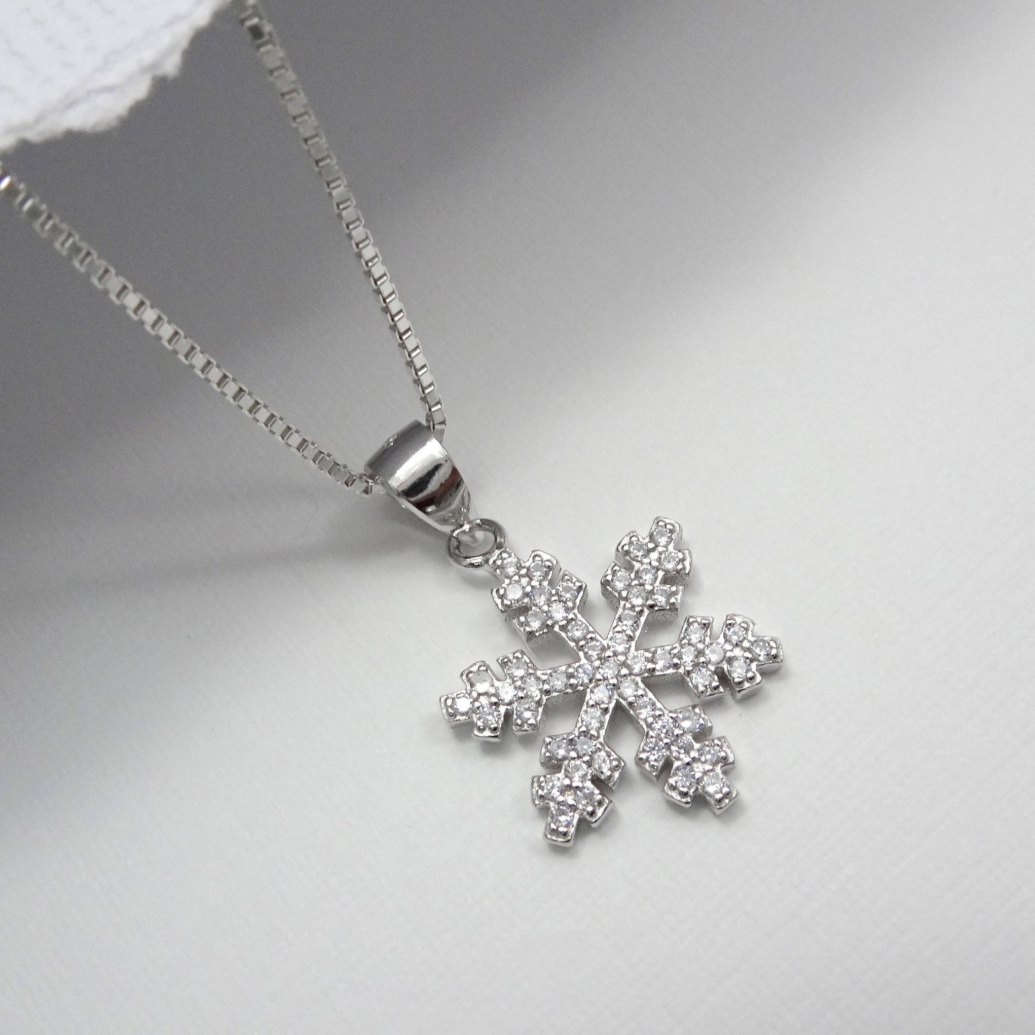 Snowflake Necklace, Winter Wedding Necklace, Christmas Gift Necklace ...