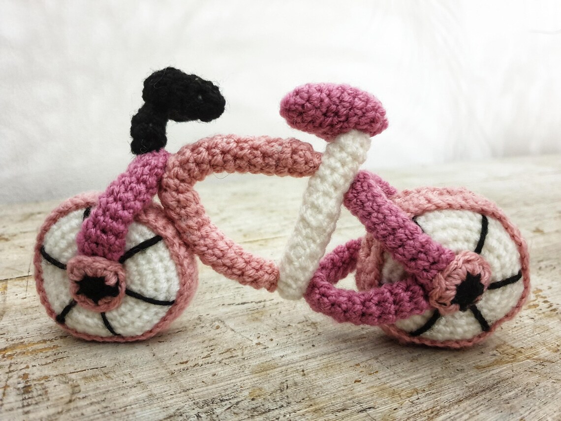 CROCHET PATTERN AMIGURUMI - La Bicyclette Rose (the Pink Bike), Instant ...