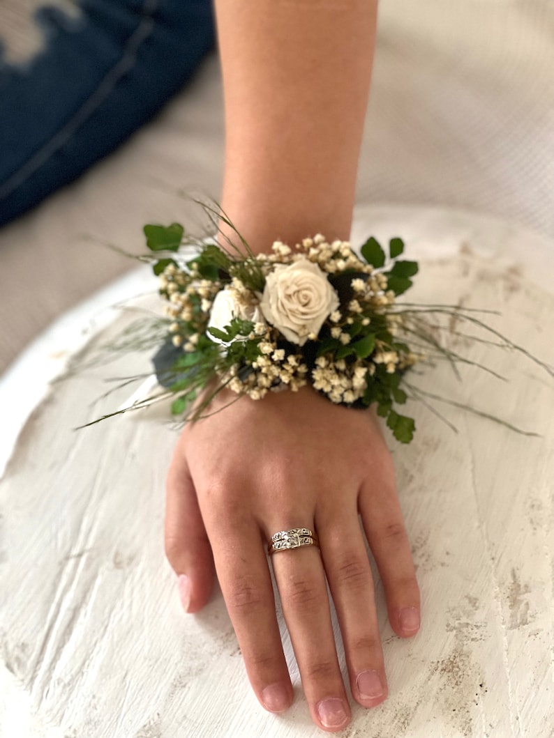 Elegant Ivory Wrist Corsage – Dried Flower Wedding Corsage, Bridal ...
