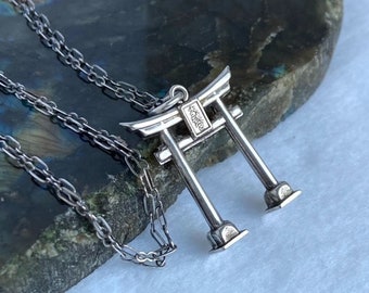 Japanese Torii Pendant - Etsy