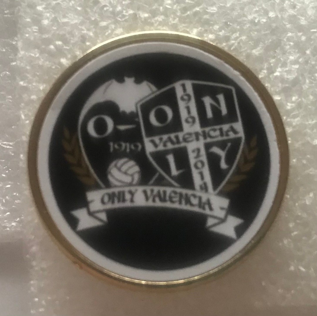 VALENCIA CF Ultras Pin Badge Football Soccer.only. - Etsy